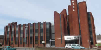 Luton airport hotels include 5 you can walk to from terminal